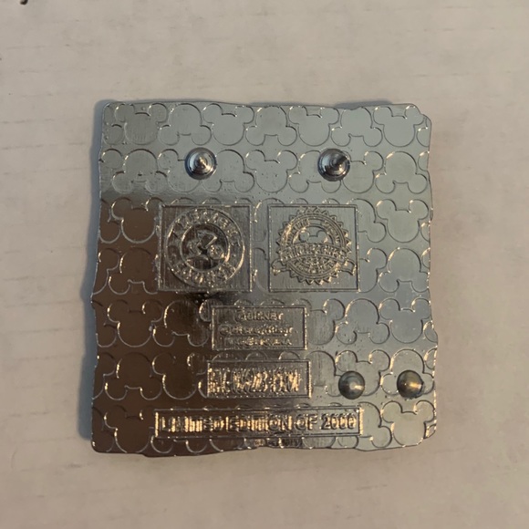 Disney | Other | Disneypixar Edna Mode Pin | Poshmark